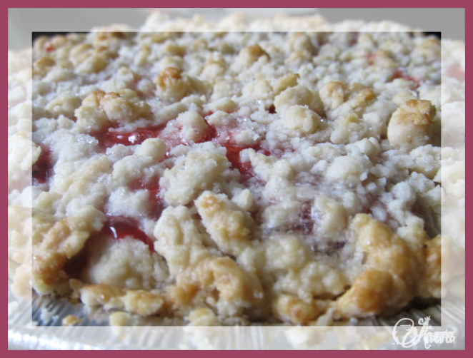 Strawberry-Raspberry Crumble Pie