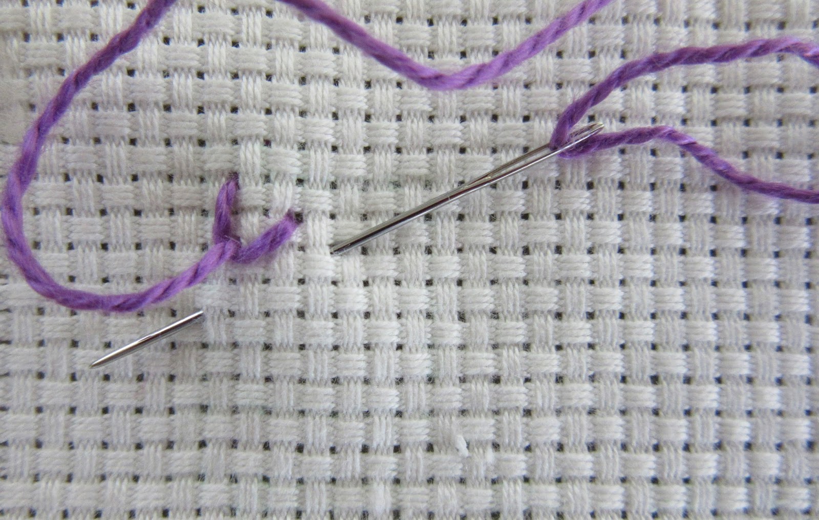 Queenie's Needlework: Sunday Stitch School - Lesson 25: Y Stitch