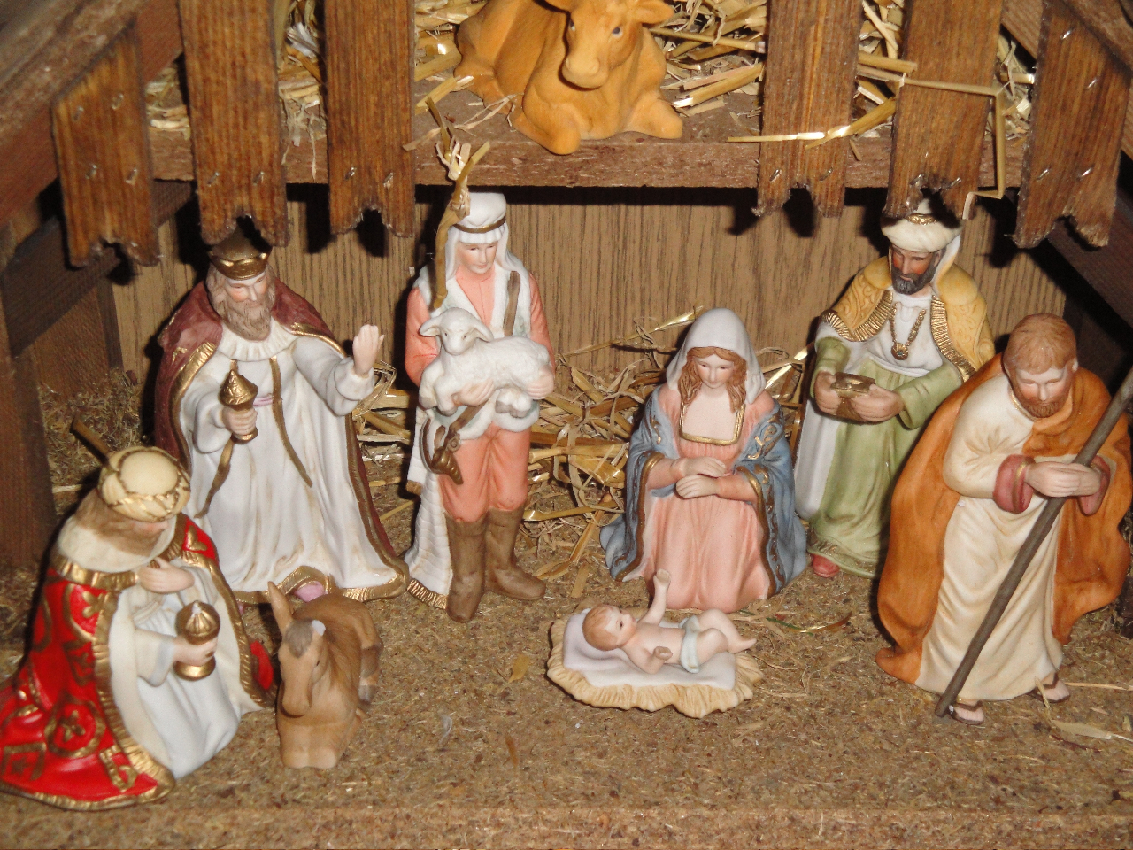 Moss from a rolling stone: Day 9 - The Twelve Creches of Christmas