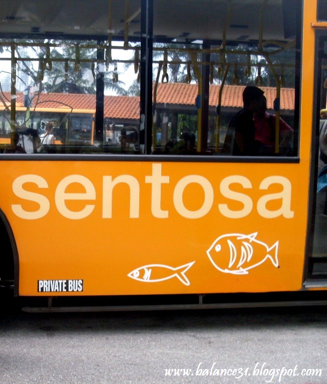 HOLIDAY ON PARADISE ISLAND OF SENTOSA