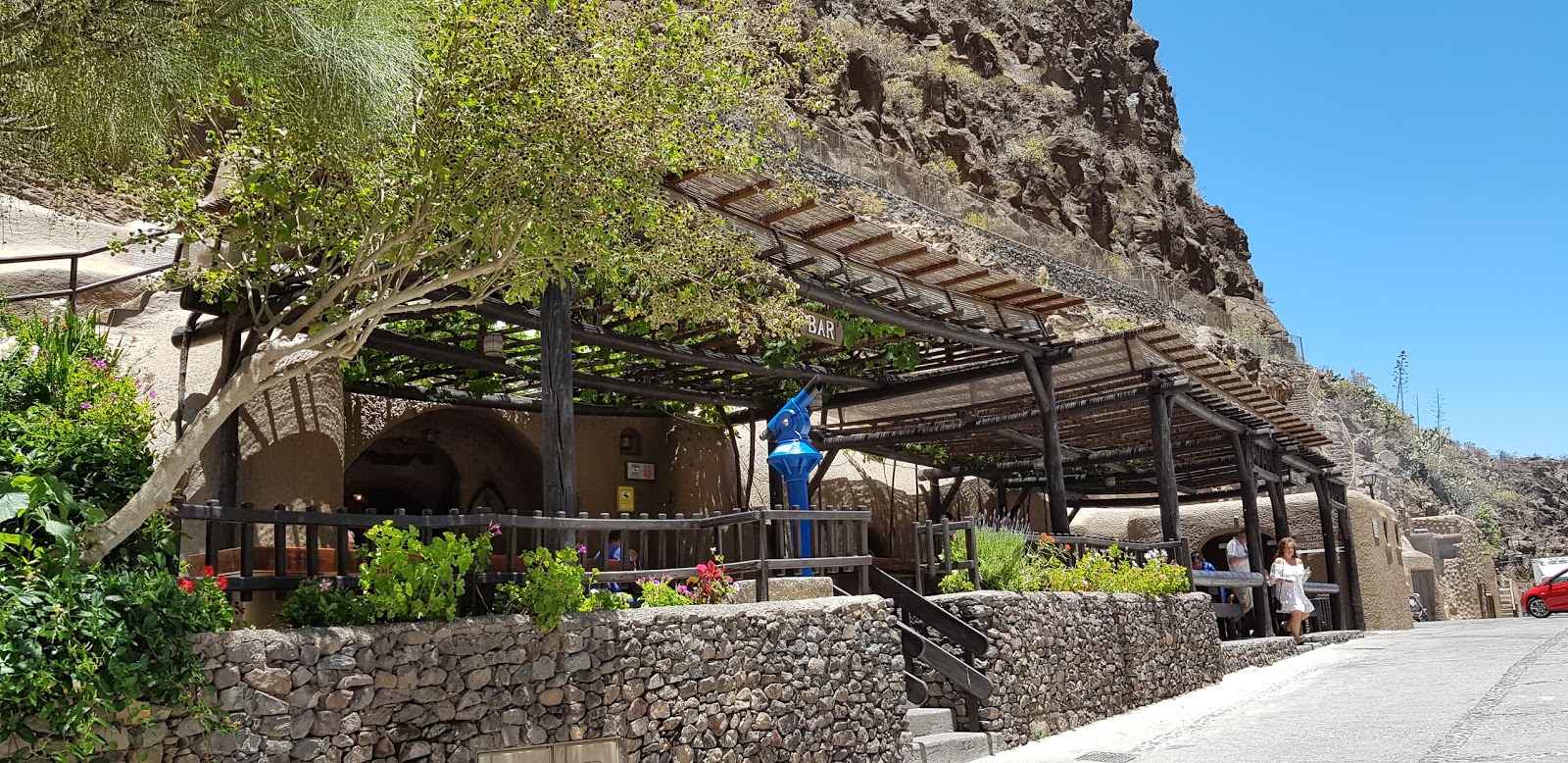 Die Canarios leben hier seit der Zeit der Altkanarier in Höhlenhäusern ...