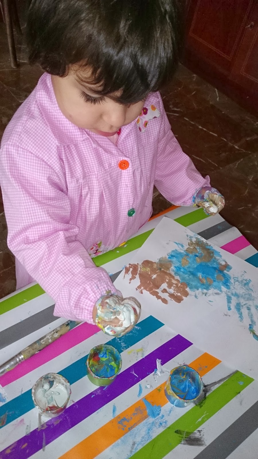 mi guerrero y mi princesa: Pintar con las manos