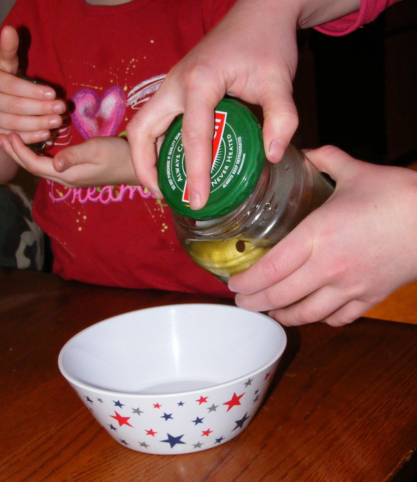 Ten kids and a Dog: We Made Worms--- Fun Science Sunday