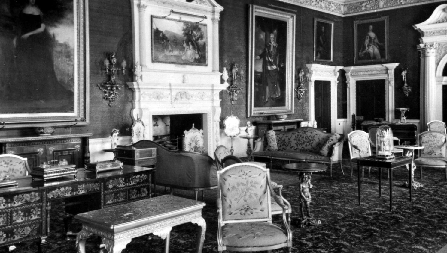 Tour Scotland: Old Photograph Drawing Room Cawdor Castle Scotland