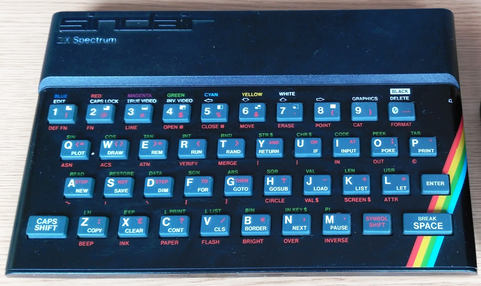 Retro Ordenadores Orty: Sinclair ZX Spectrum de 16K (1983) (Revisión 3)