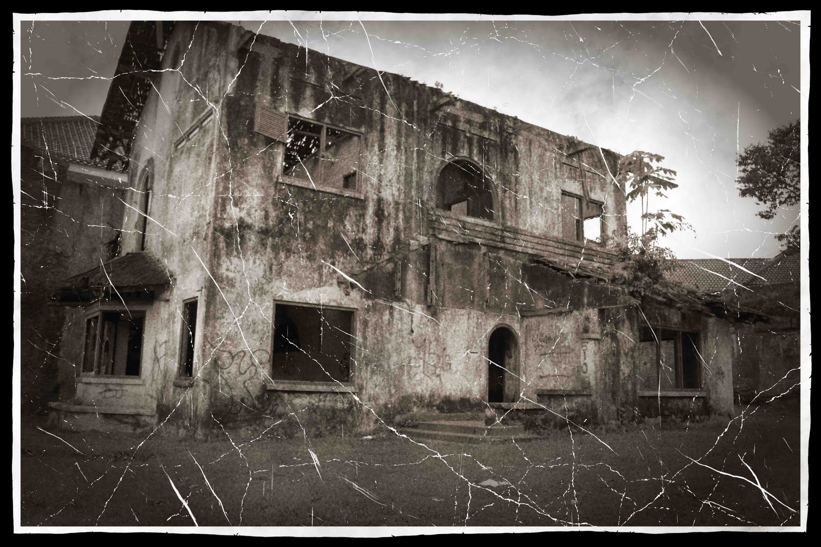 Shocking Pictures: Scary Houses