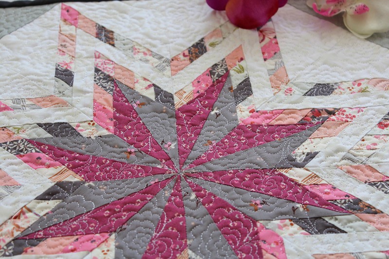 Lumen Mini Quilt + Your Free May 2018 Calendar - Threadbare Creations