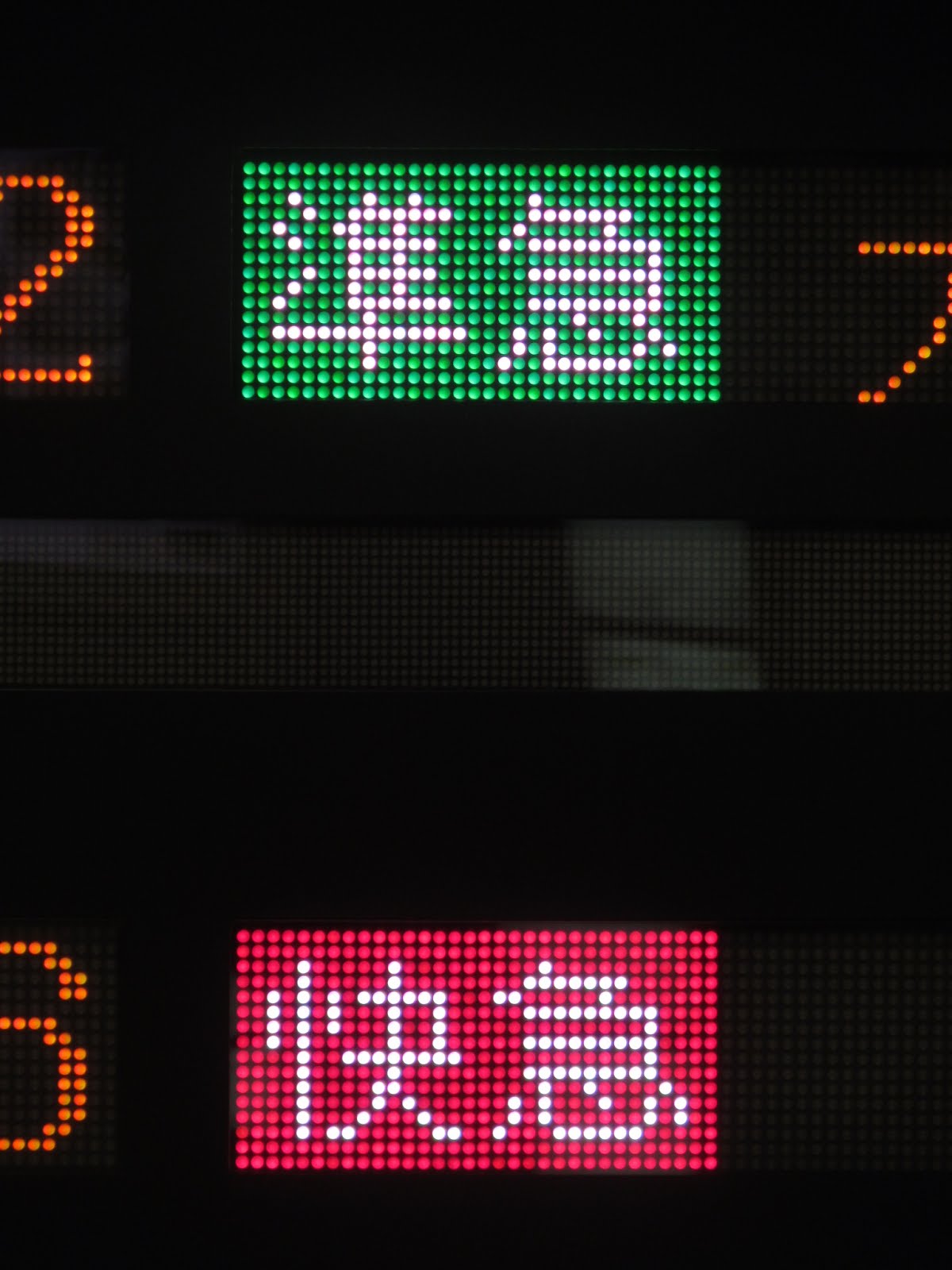 yoshi223のブログ: 近鉄 16ドットLED発車標(電光掲示板)