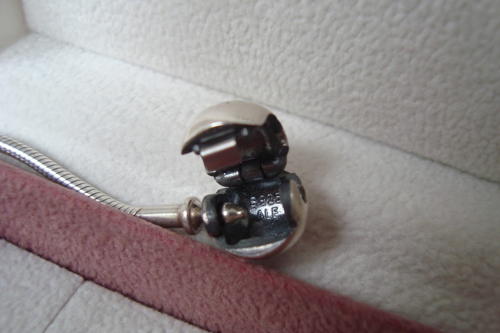 Ewushia: Pandora oryginał czy podróbka cz. 2 -"RATUNKU!"