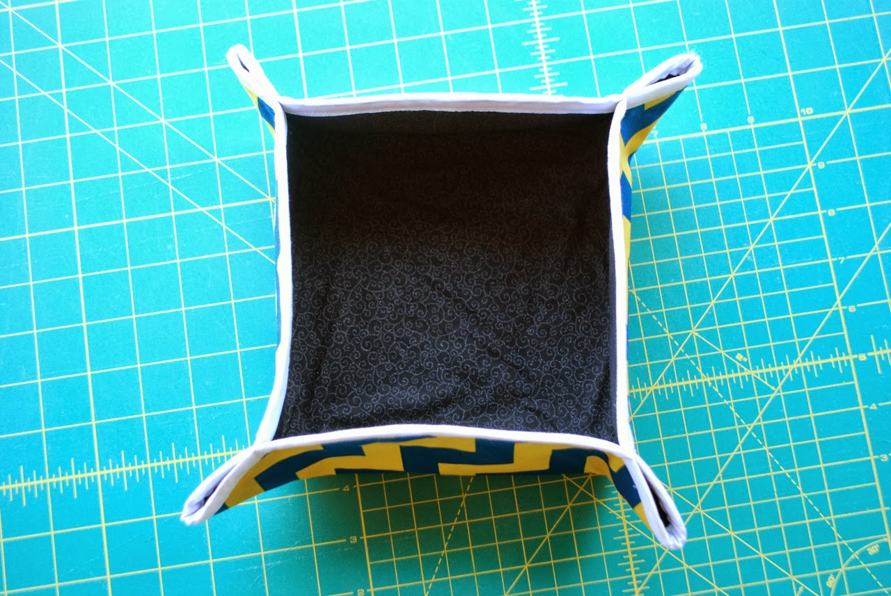 Roonie Ranching: Thread Catcher & Notions Basket -- Sewing Tutorial