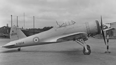 Airplanes in the skies + FAF history: Gloster F.5/34