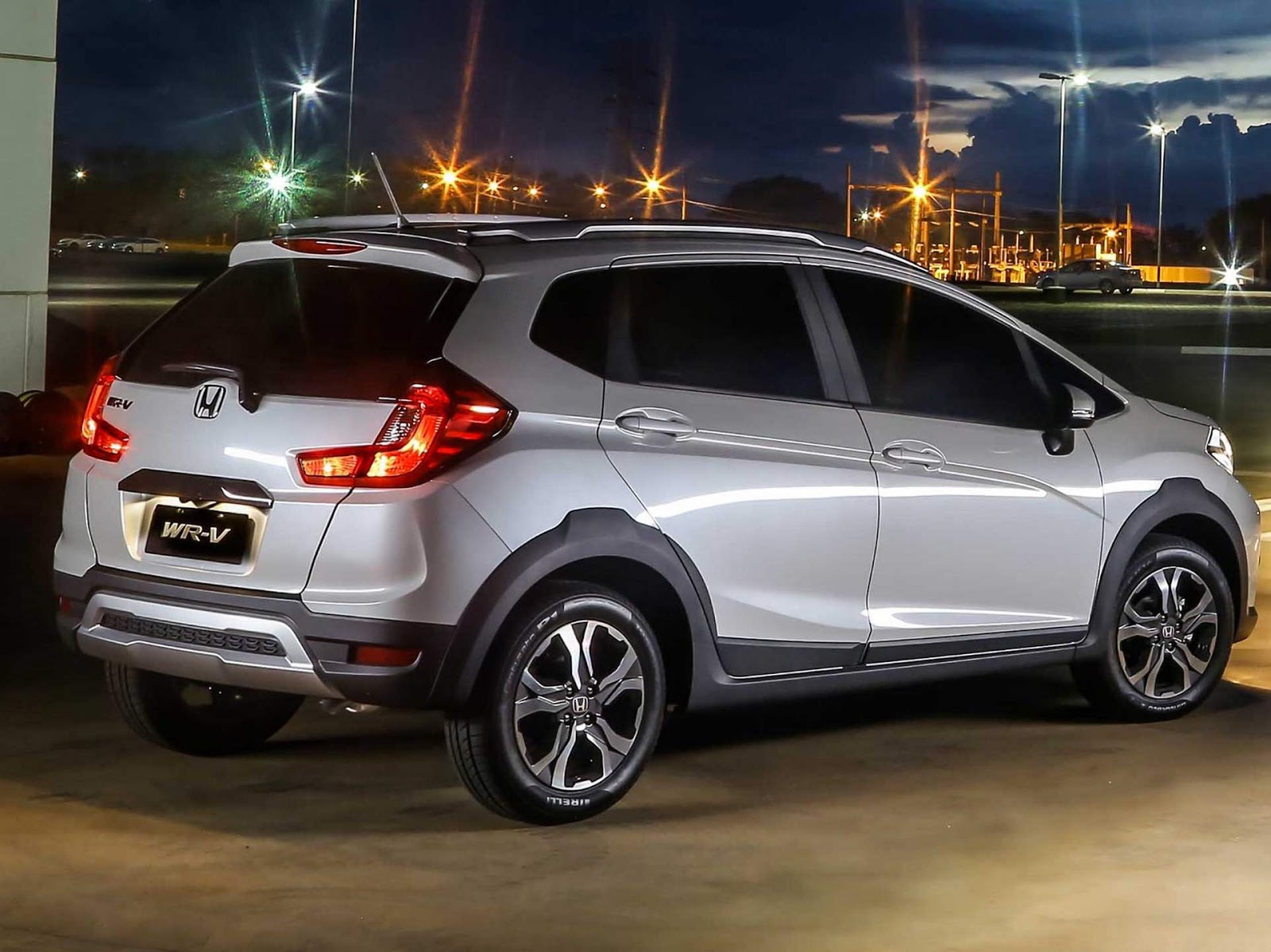 Honda WR-V 2017: detalhes, consumo e ficha técnica | CAR.BLOG.BR