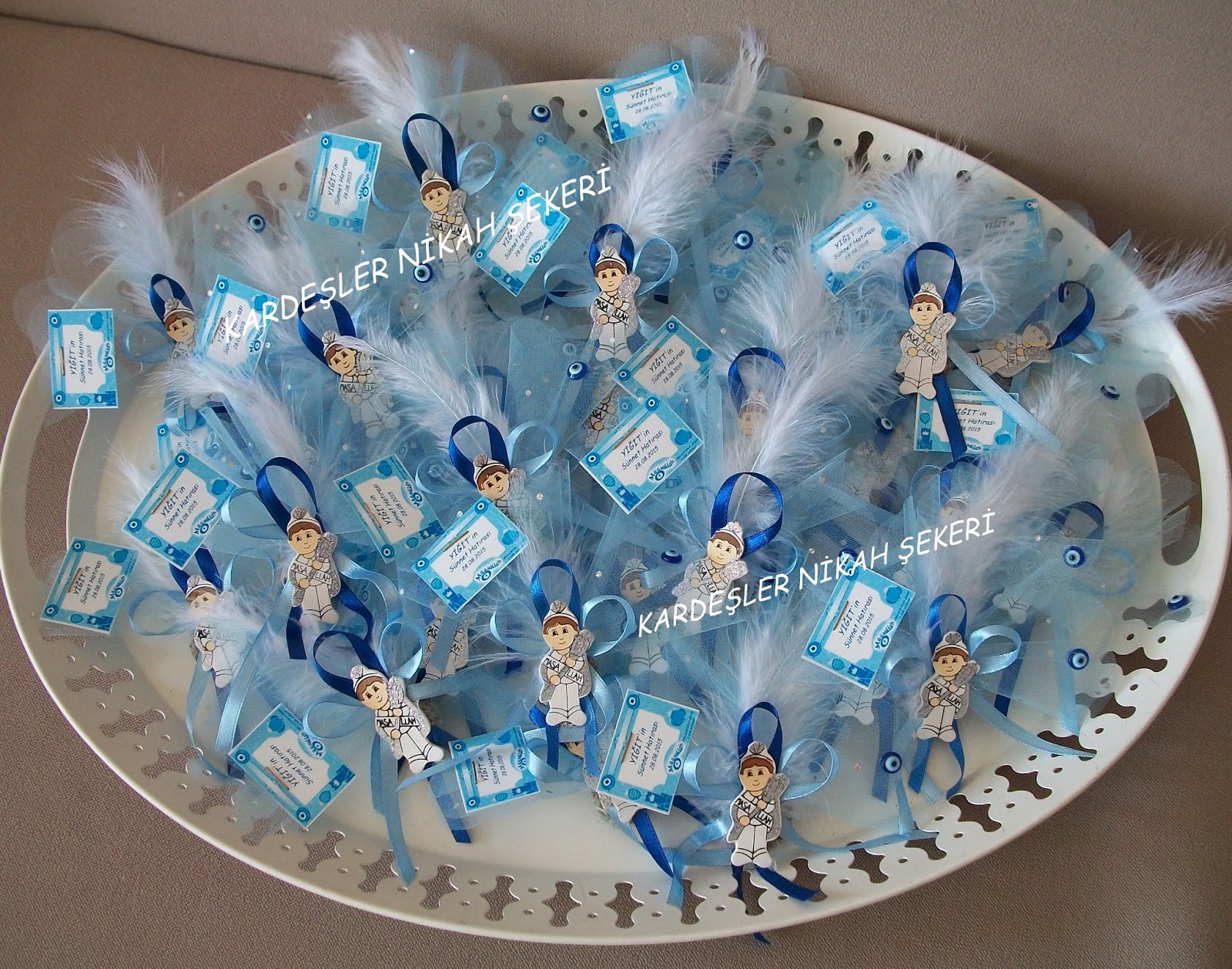 Kardeşler nikah Şekeri.: Tahta biblolu sünnet şekeri ve kapı süsü (YİĞİT)