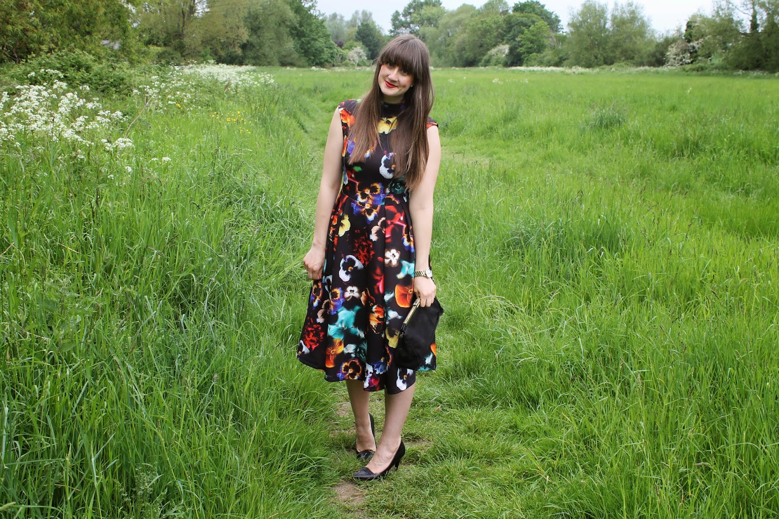 OOTD: Floral Midi Dress | The story of a girl who lives above her means