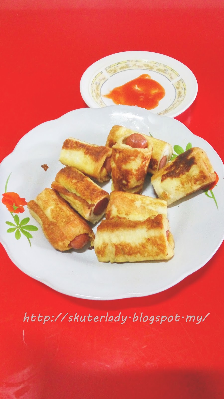 skuterlady: Roti Sosej Gulung Simple