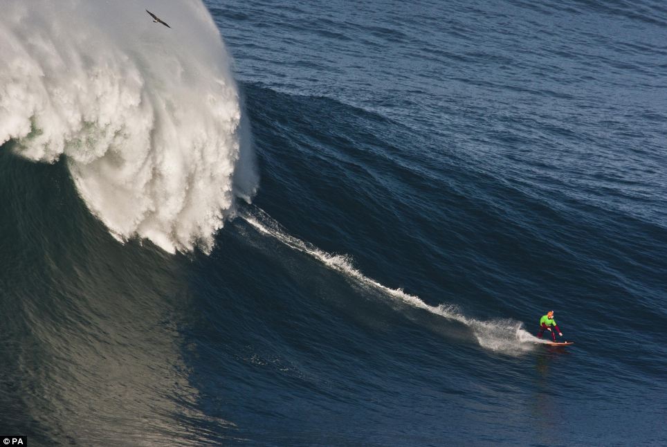 The incredible spot off the British coast with biggest surfable waves ...