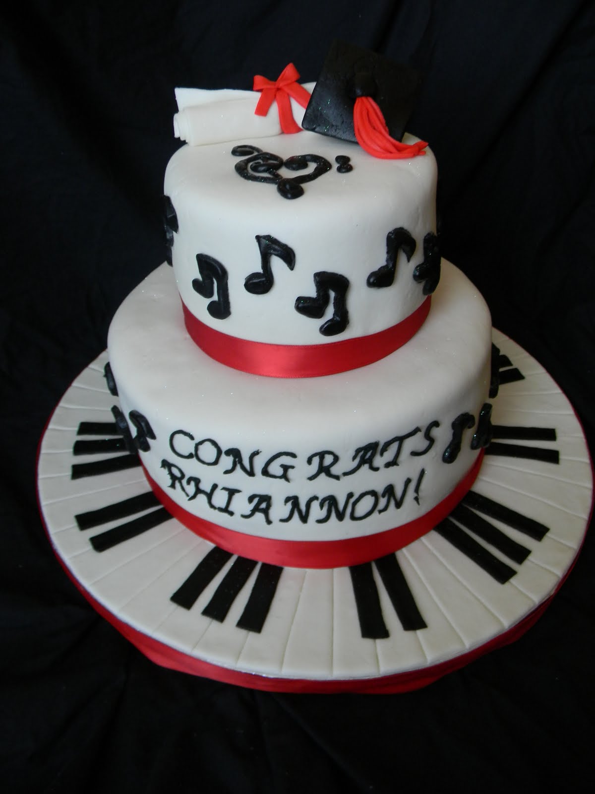Jesicakes: Music Graduation cake!