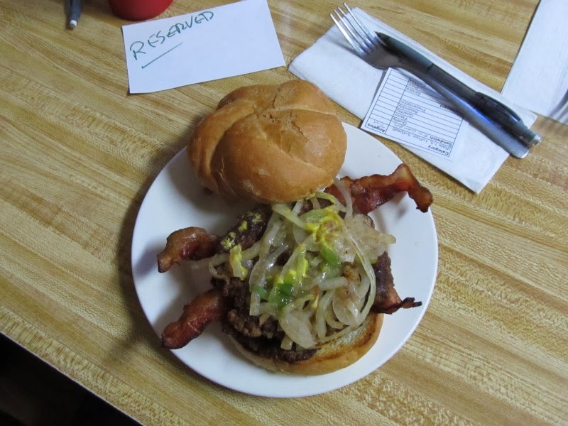 Burger Club - Winnipeg: Angelo's Chip Shop: 3.9/5