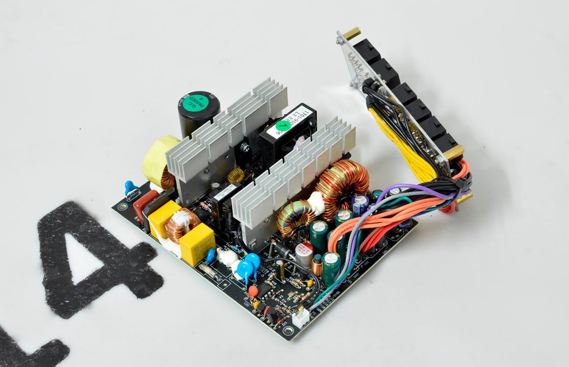 REVIEW - 1st Player DK5.0 (500W)