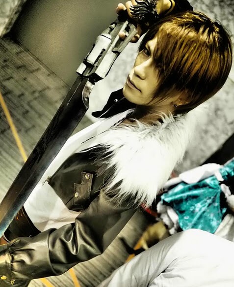 Final Fantasy Cosplay: Handsome Final Fantasy VIII Squall Cosplay Guy