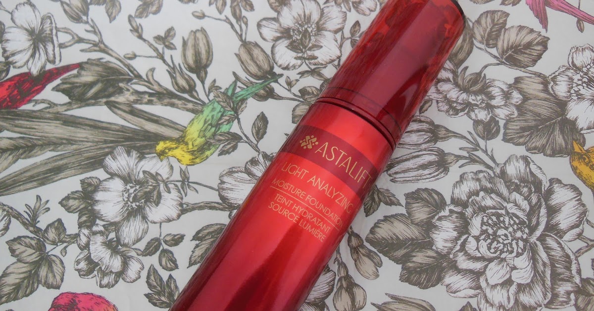 Astalift Light Analyzing Foundation review | Tales of a Pale Face | UK ...