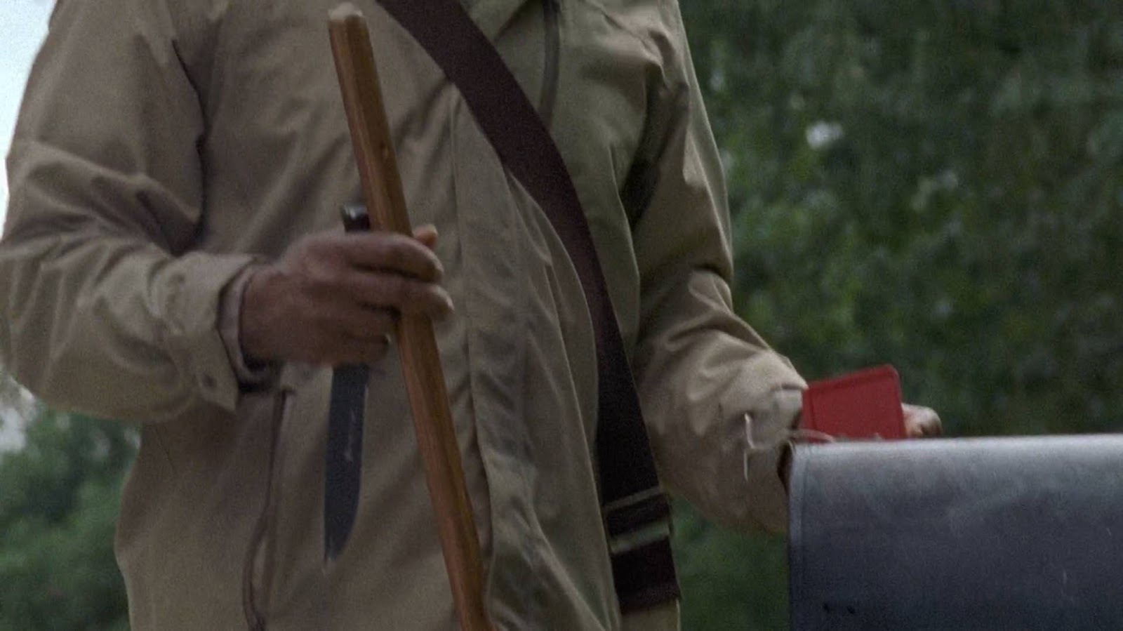 As the people from the Kingdom and Morgan fight off the walkers, Carol ...