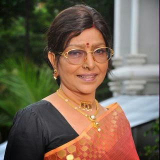 "Mohanlal, acting wonderment." - Sharadha