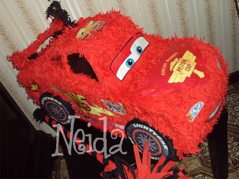 ArquiFesta: Pinhatas 1- Origem da Pinhata.