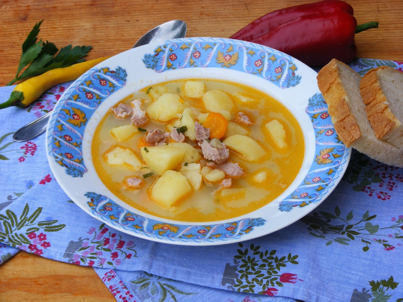 Makacska konyhája: Krumplileves disznóhússal