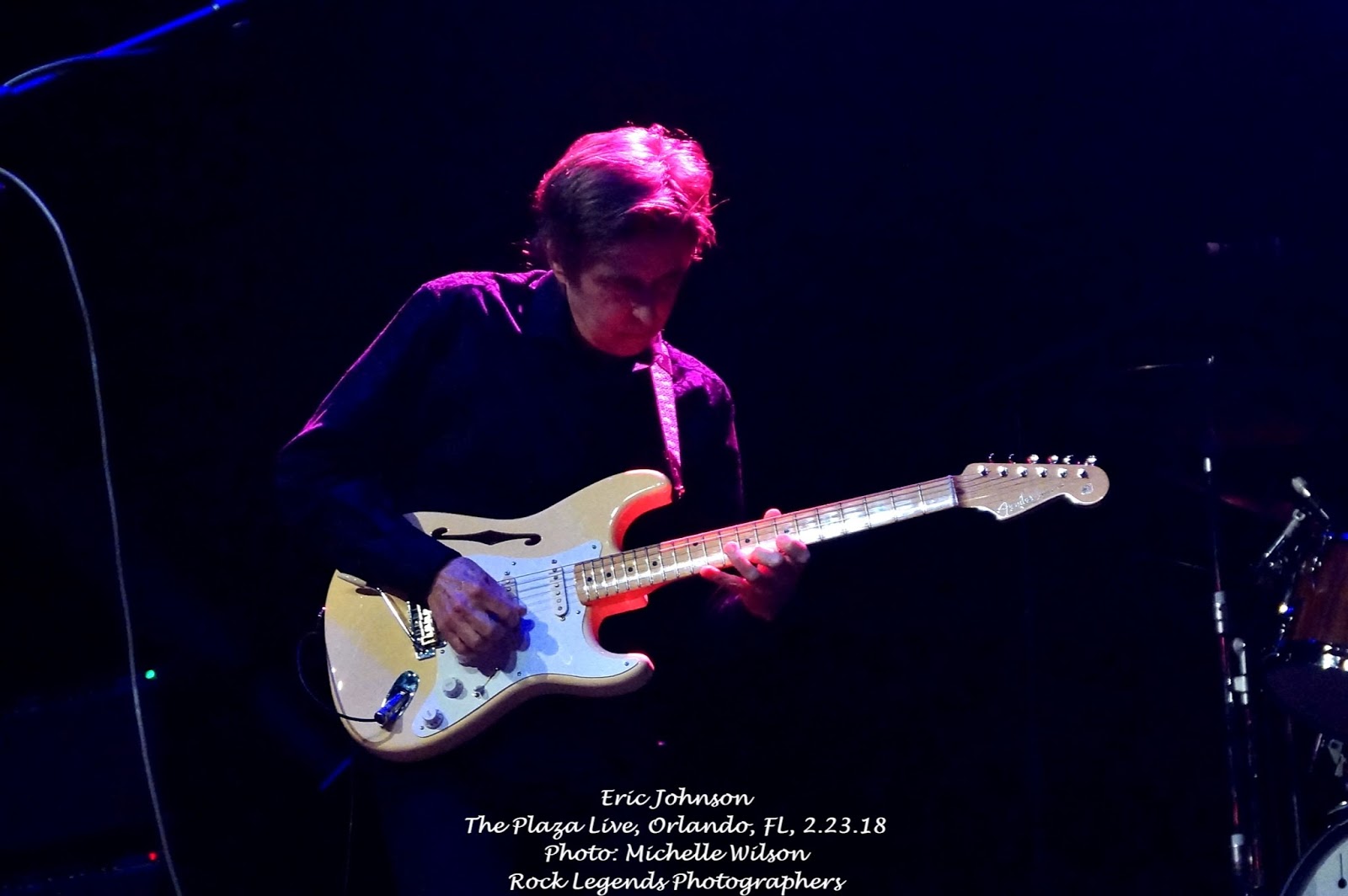 Texas Guitar Icon Eric Johnson Wows With "Ah Via Musicom" In Central ...