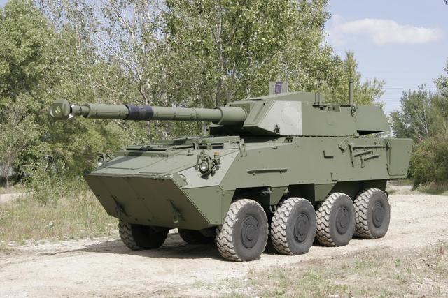 DEFENSE STUDIES: Dua Varian Pandur II 8×8 Akan Tiba Juli 2017