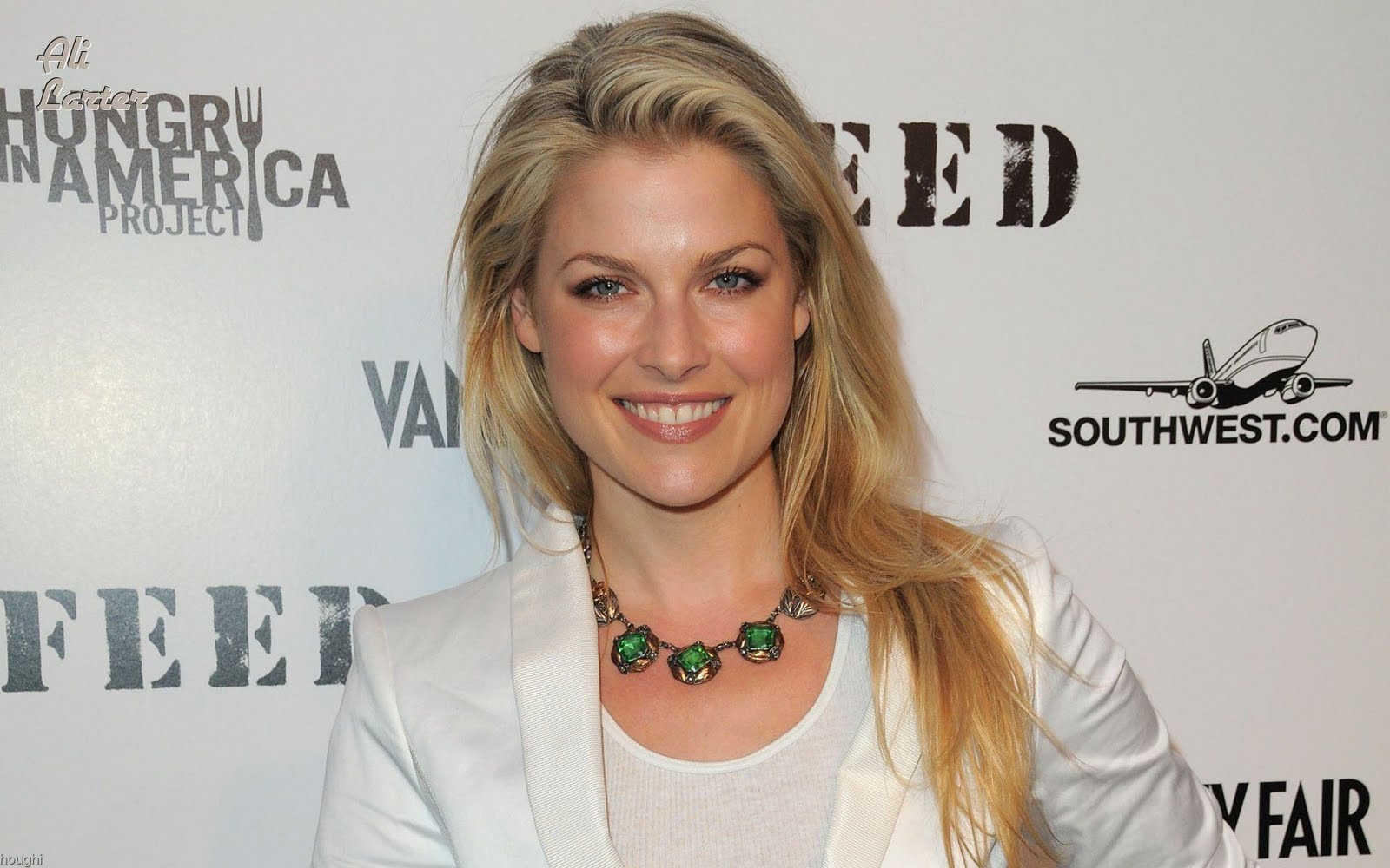 Biography | Discography | Pics | News |: Ali Larter