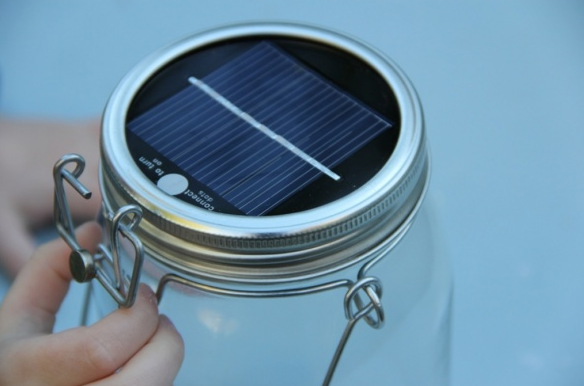 Play as U GO: Sunshine in a Jar