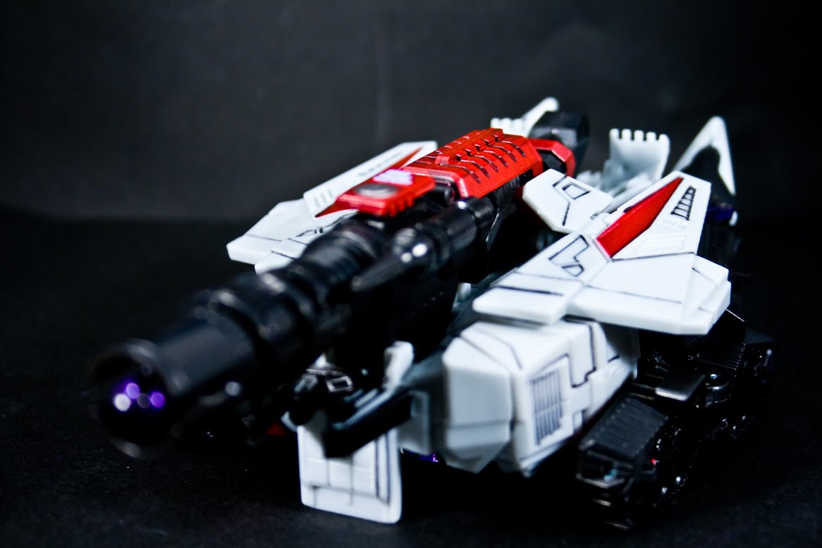 拉云@玩物丧志: War for Cybertron Megartron