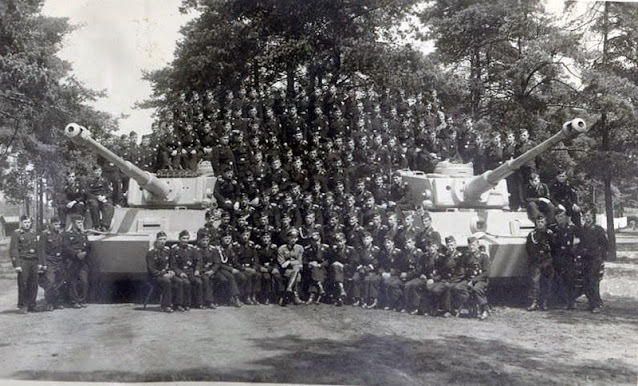 NAZI JERMAN: Foto Grup Panzertruppen