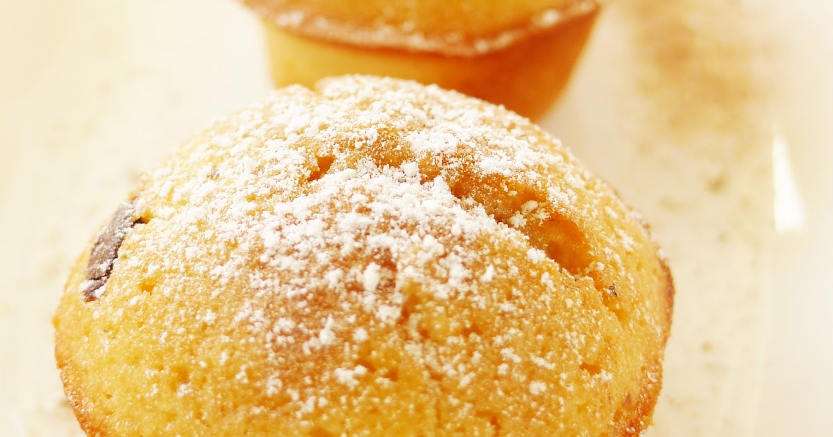 Minty's Kitchen: Dark Chocolate Mini Friands