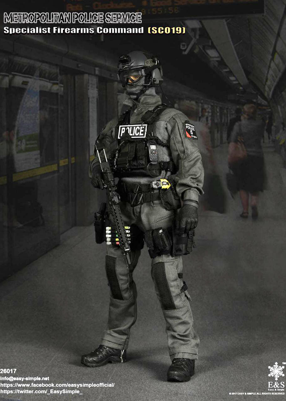 toyhaven: Easy & Simple 1/6th scale British Specialist Firearms Command ...