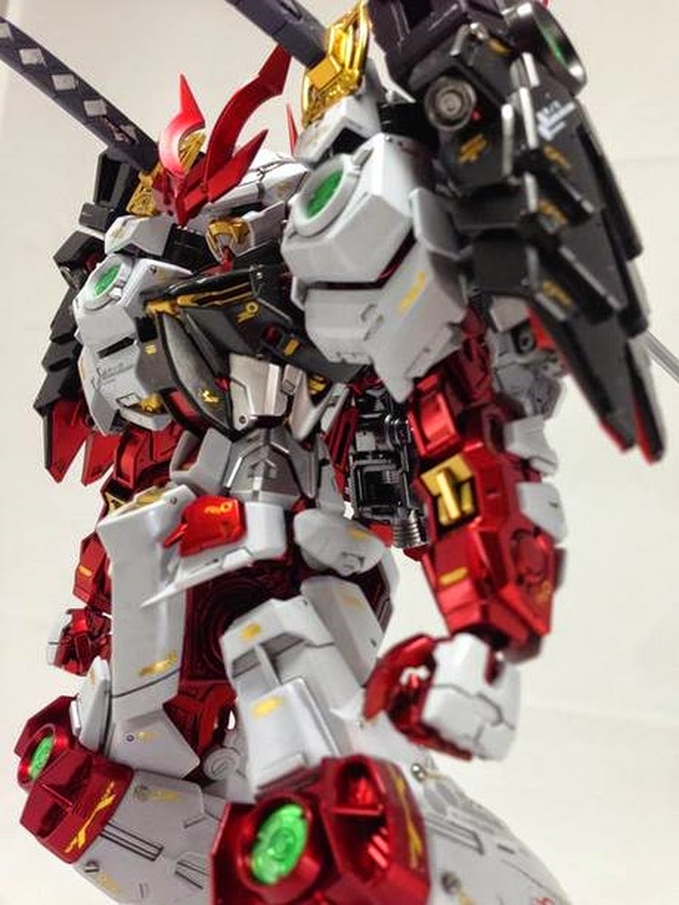 Gundam Sengoku Astray Custom