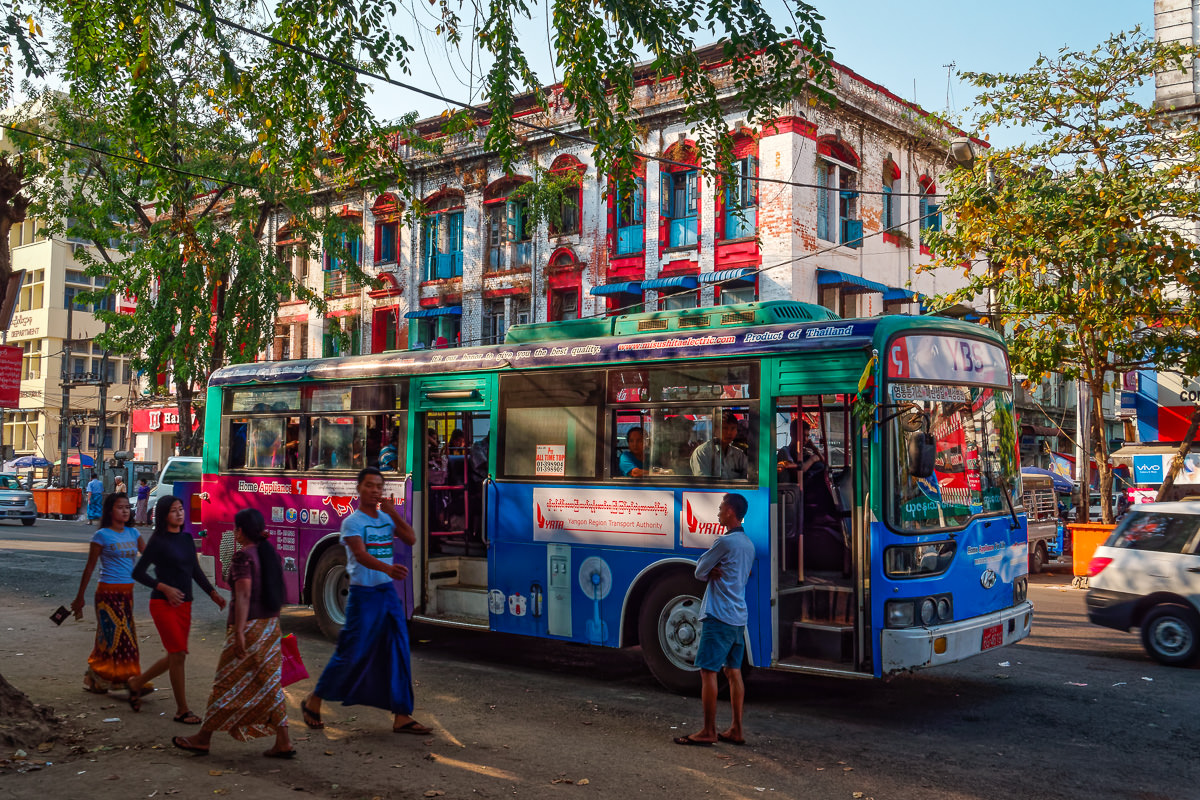 Yangon express | Parenthèse en terres inconnues
