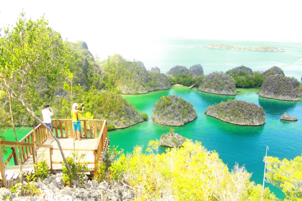Paket tour Raja Ampat termurah dan lengkap!!!: Open Trip Paket Tour ...