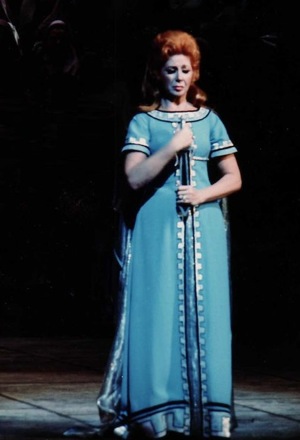 Opera Fresh: MET Opera Archive Alert: Beverly Sills Costume On the Loose