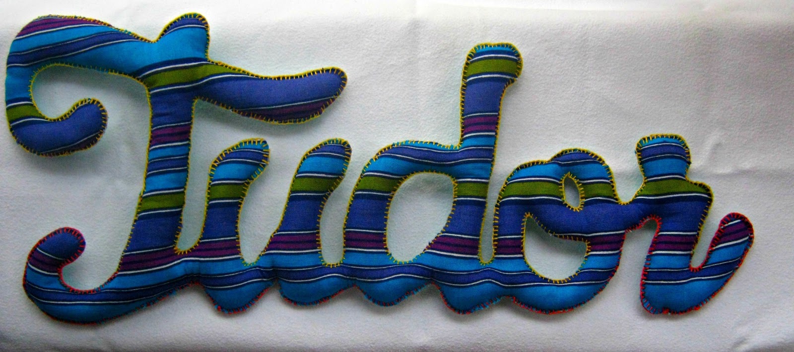 Nume handmade - litere scrise de mana pentru un cadou personalizat ...