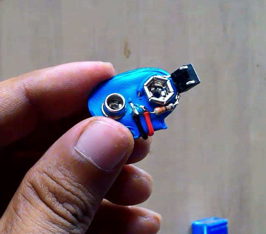 SIMPLE LED FLASH LIGHT ~ ECWORKS