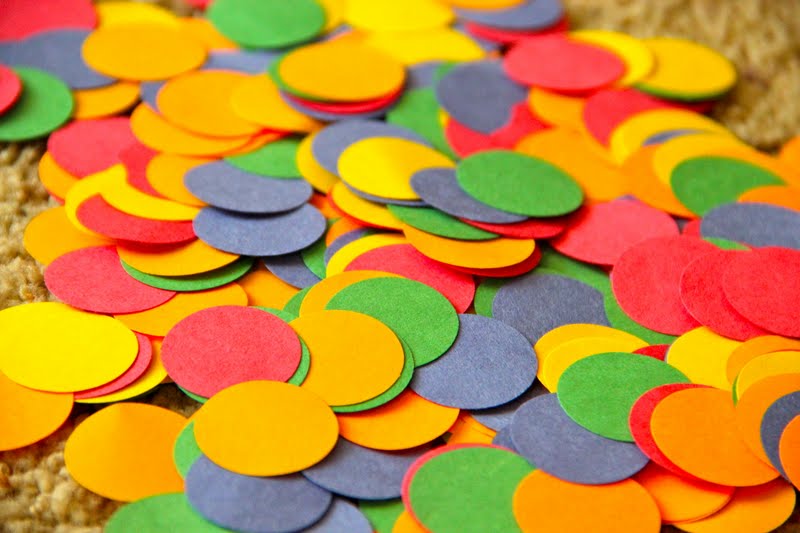 the life of a wife: Confetti Dipped Present