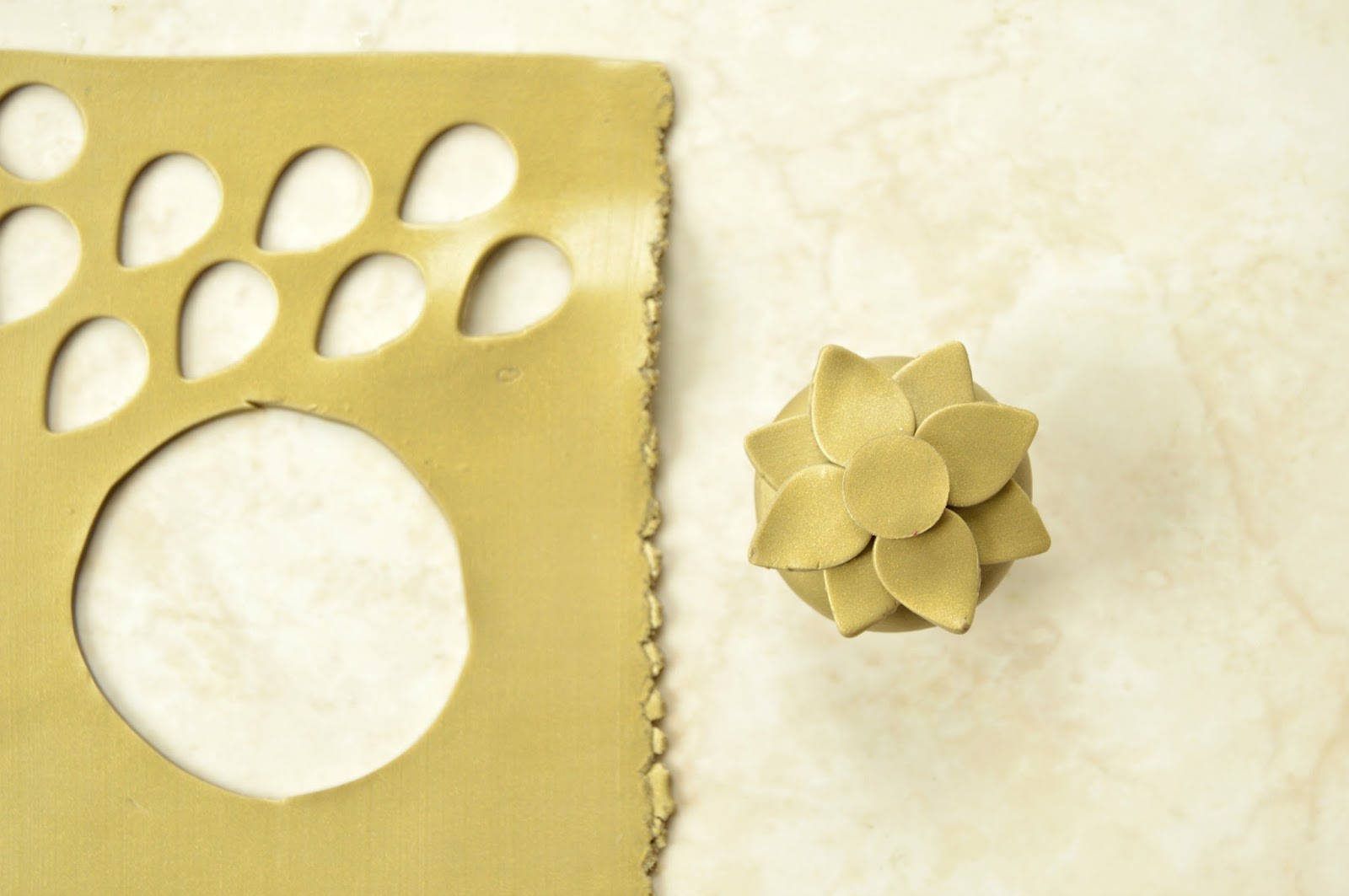 Vikalpah: DIY knobs using polymer clay