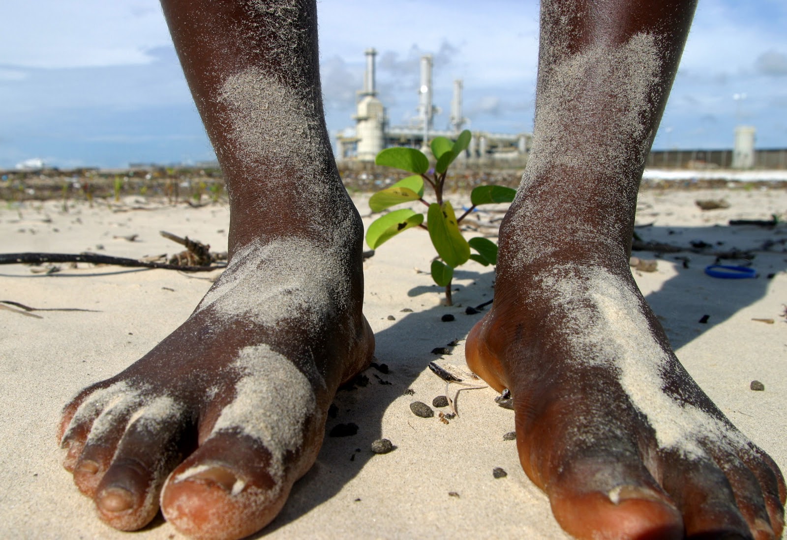 A-ARTs: GEORGE OSODI’S PARADISE LOST: REVISITING THE NIGER DELTA