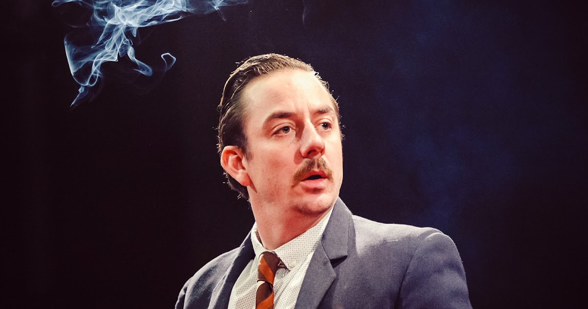 Jonathan Baz Reviews...: Sus