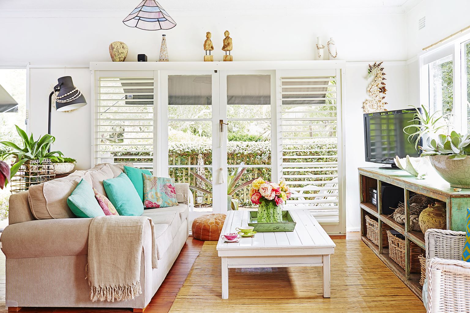 Di Nash brings coastal style to her Sidney cottage