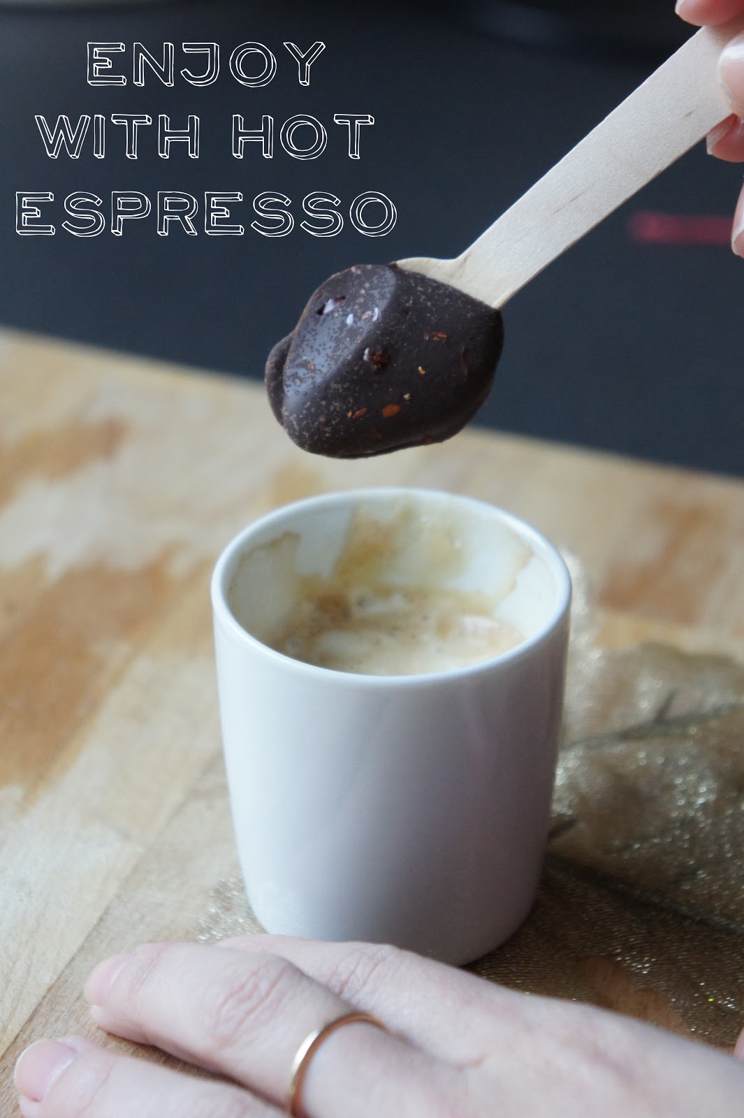 Breakfast at Fayme's: DIY Xmas Gift; Chocolate Covered Spoons