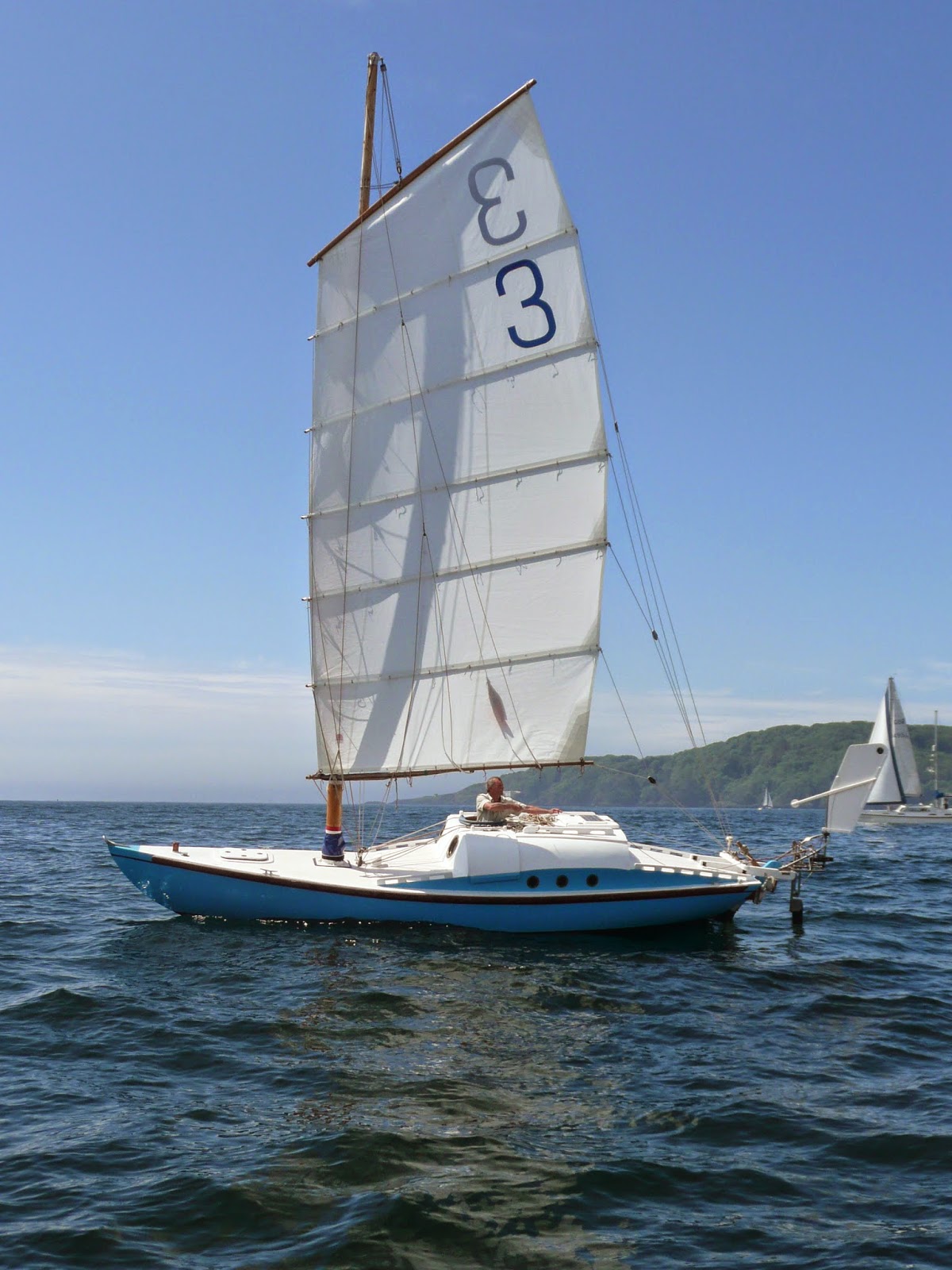 STREAM OF CONSCIOUSNESS: THE JUNK RIGGED FOLKBOAT 'JESTER'